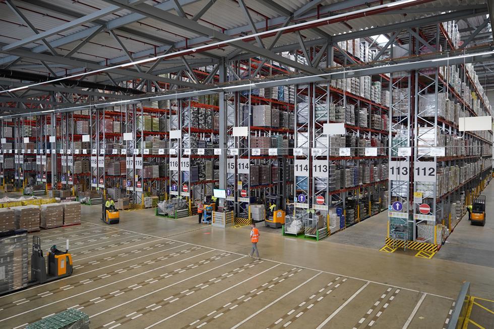 Inside Lidl’s vast new Luton distribution centre | Analysis & Features ...